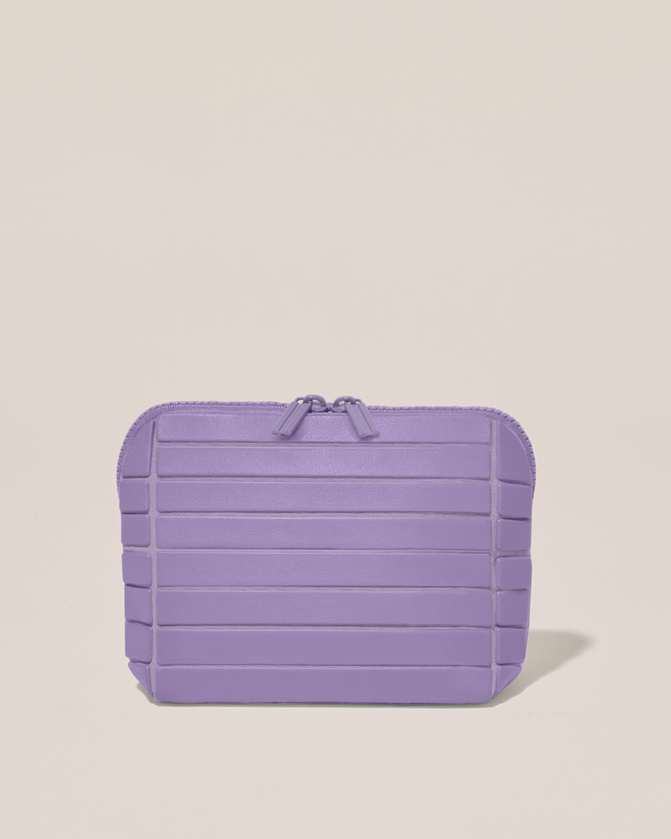 The Small Lilac Traveller - Fold-Down Makeup Bag | Parallelle